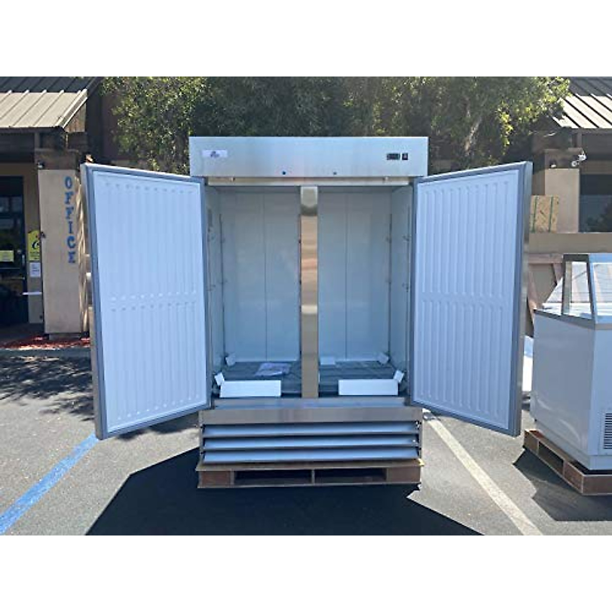 Commercial Freezer 2-Doors Solid Upright Reach in Two Section Stainless Steel NSF 54" Width, Capacity 47Cuft, Restaurant Quality Kitchen -8°F Cold al32Adup1