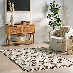 nuLOOM Polina Geometric High-Low Tasseled Area Rug, 4x6, Beige