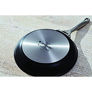 Le Creuset Toughened Nonstick PRO Cookware Set, 2 pc. (8" & 10" Fry Pan),Gray