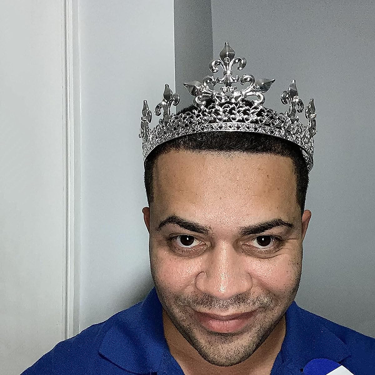 S SNUOY King Crowns for Men Silver Crown Full Metal Tiaras Male's Pageant Party Hats Medieval Prom Costume Hair Accessories Mens Crown