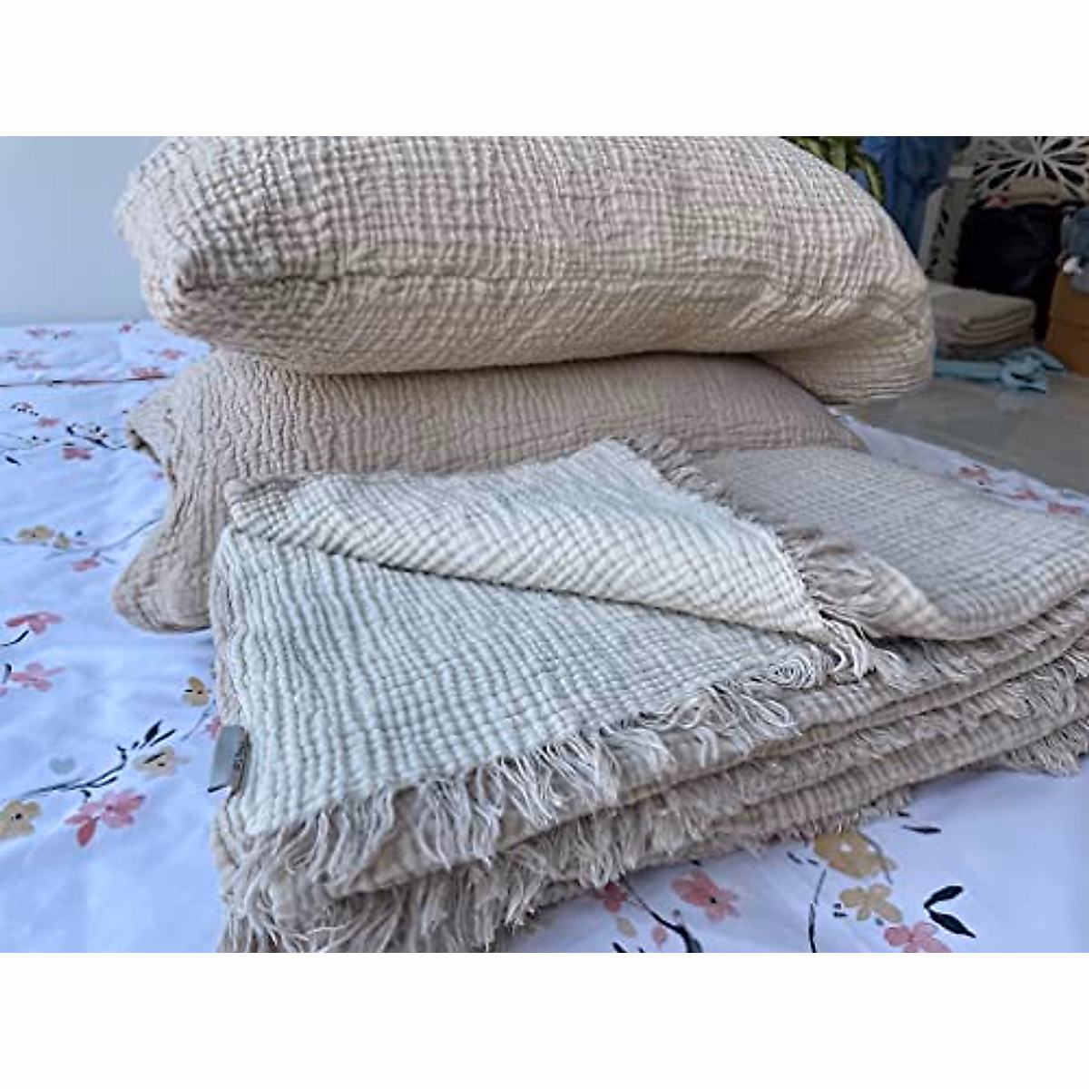 Muslin Blanket 100% Cotton, 4 Layers Bedspread, Soft Turkish Cotton Muslin Bed Cover, Reversible Coverlet, Beige (King Size 95x102-230x260cm)