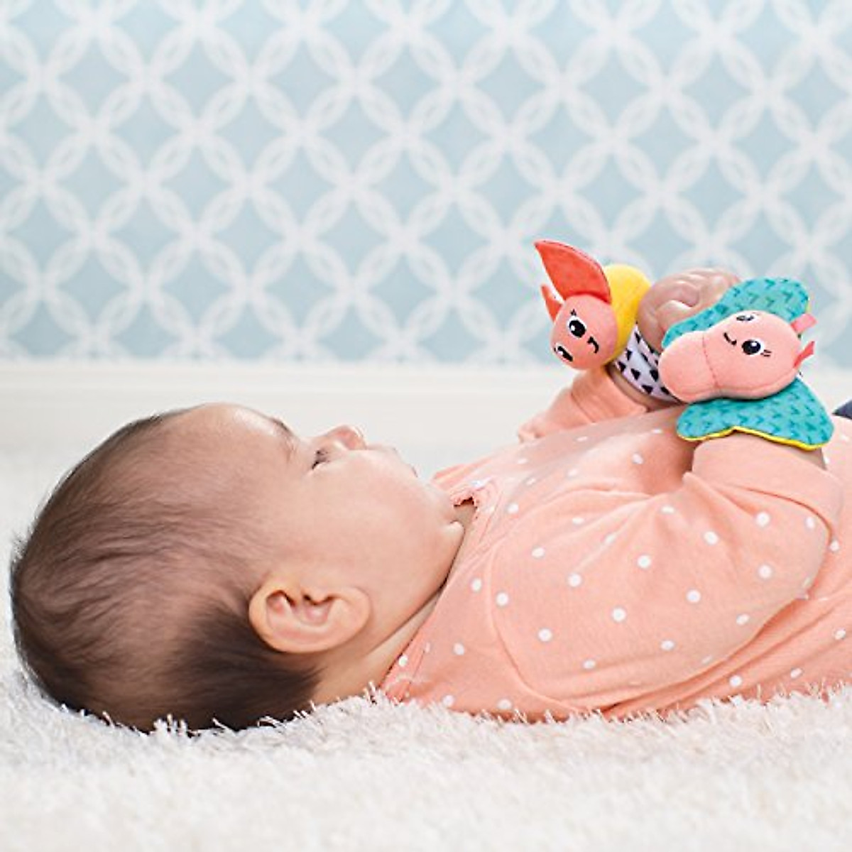 Infantino Baby Wrist Rattles, Butterfly and Lady Bug-Themed, 1-Piece Set for Babies 0M+