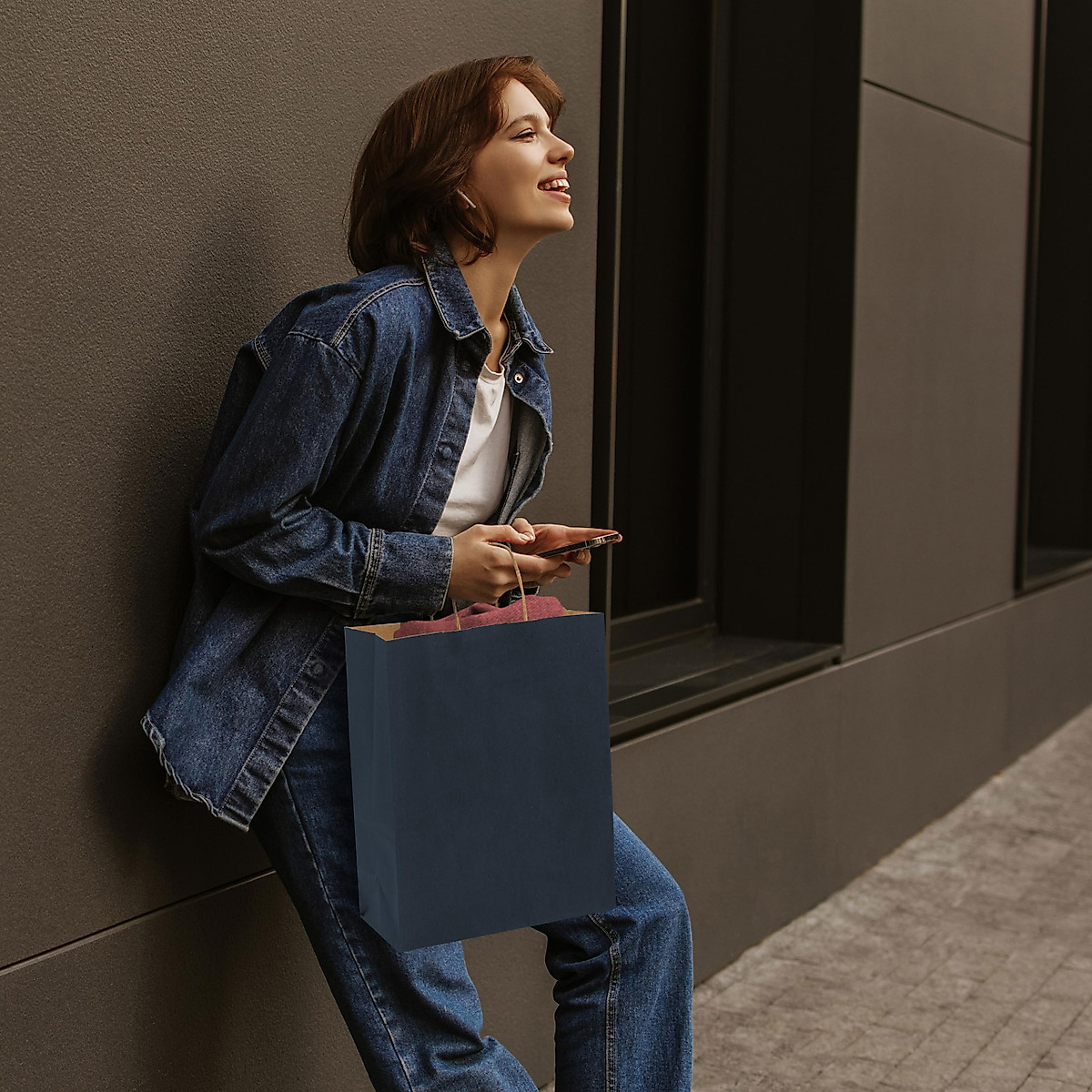 Prime Line Packaging 10x5x13 100 Pack Navy Blue Gift Bags with Handles, Medium Paper Bags for Gift Wrapping, Shopping Bags for Small Business, Retail