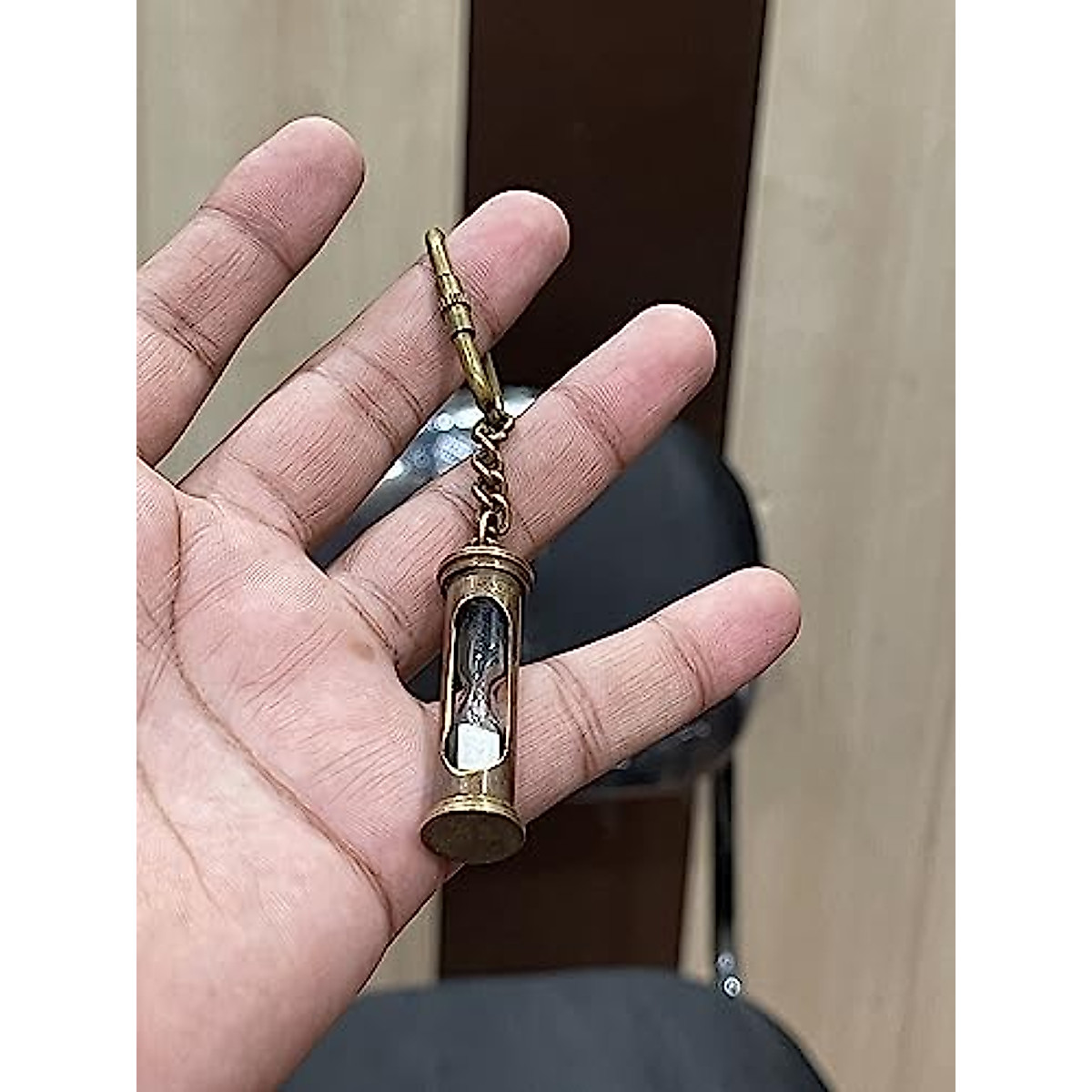 WOANIN Sand Timer Clock Key Ring - Nautical Maritime, Sand Timer Antique Brass Keychain Gift for Women Men