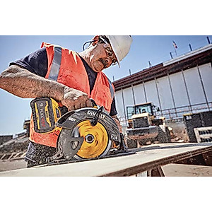 DEWALT FLEXVOLT 60V MAX* Circular Saw with Brake Kit, 7-1/4-Inch (DCS578X1)