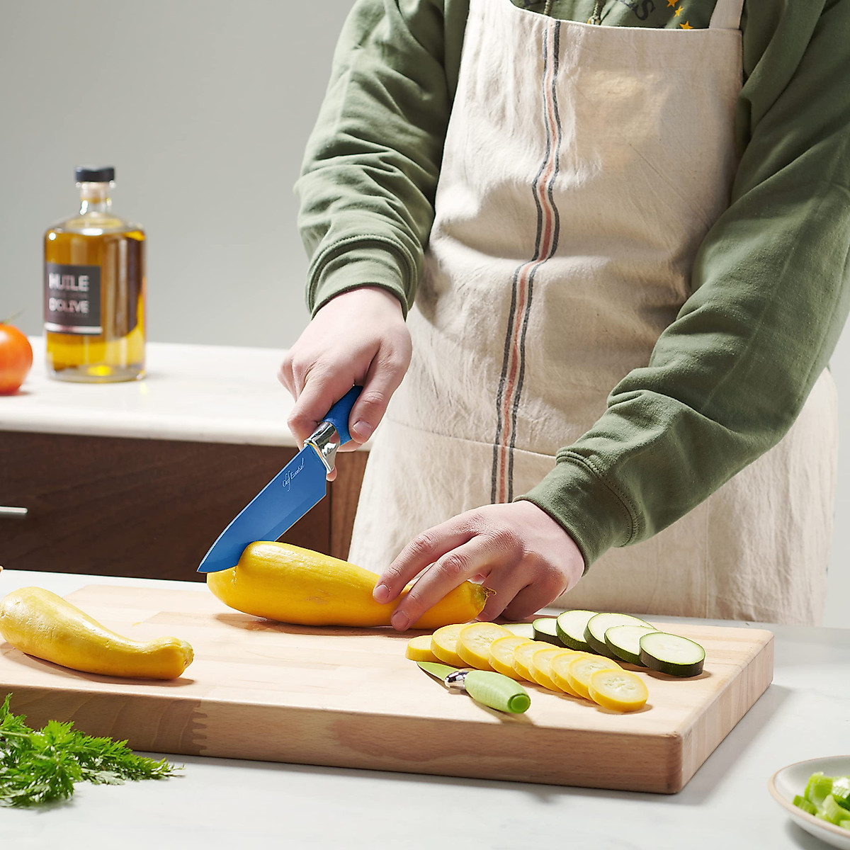 Carbon Knife Set with Block – 6-Piece Never-Dull Kitchen Knife Set – Meat, Veggie, Bread Knife Set – Nonstick Chef Knife Cooking Knives for Kitchen – Precise-Slice Carbon Steel by Chef Essential