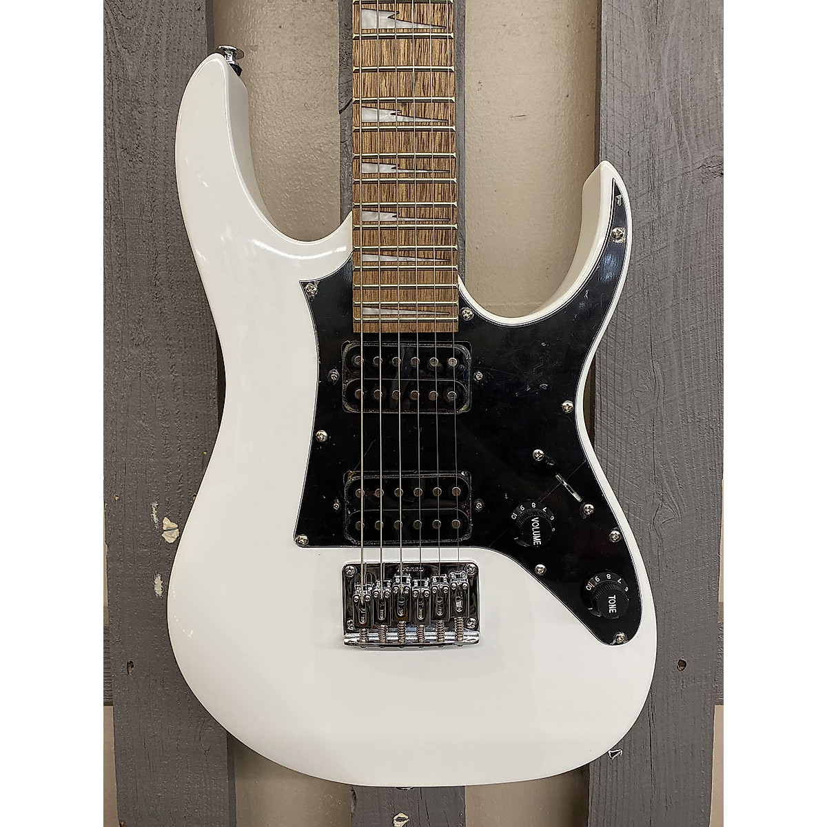Ibanez 6 String Solid-Body Electric Guitar, Right Handed, White (GRGM21WH)