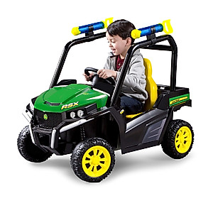 John Deere Ride On Toys Gator with Detachable Water Squirter, Rechargeable Car for Kids Aged 3 Years and Up, Green