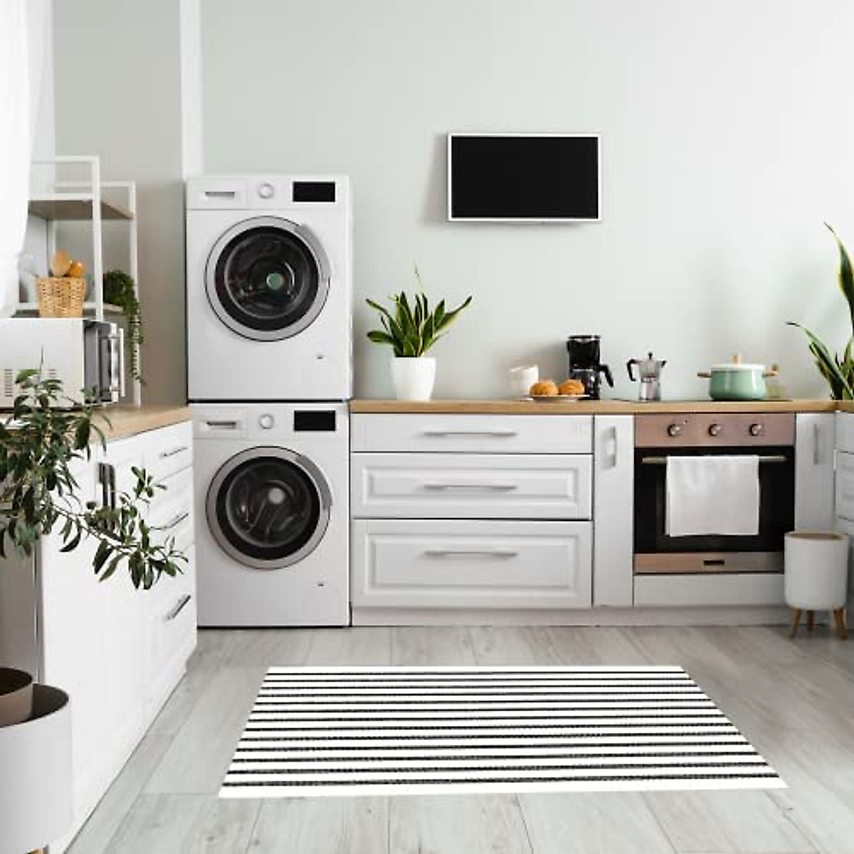 Breezsisan Black and White Striped Outdoor Rug, Cotton, 23x35.5 Inches Striped Rug, Under Mat Rug for Front Porch, Patio, Entryway, Farmhouse, Handwoven Modern Rug, Striped Carpet & Welcome Mat.