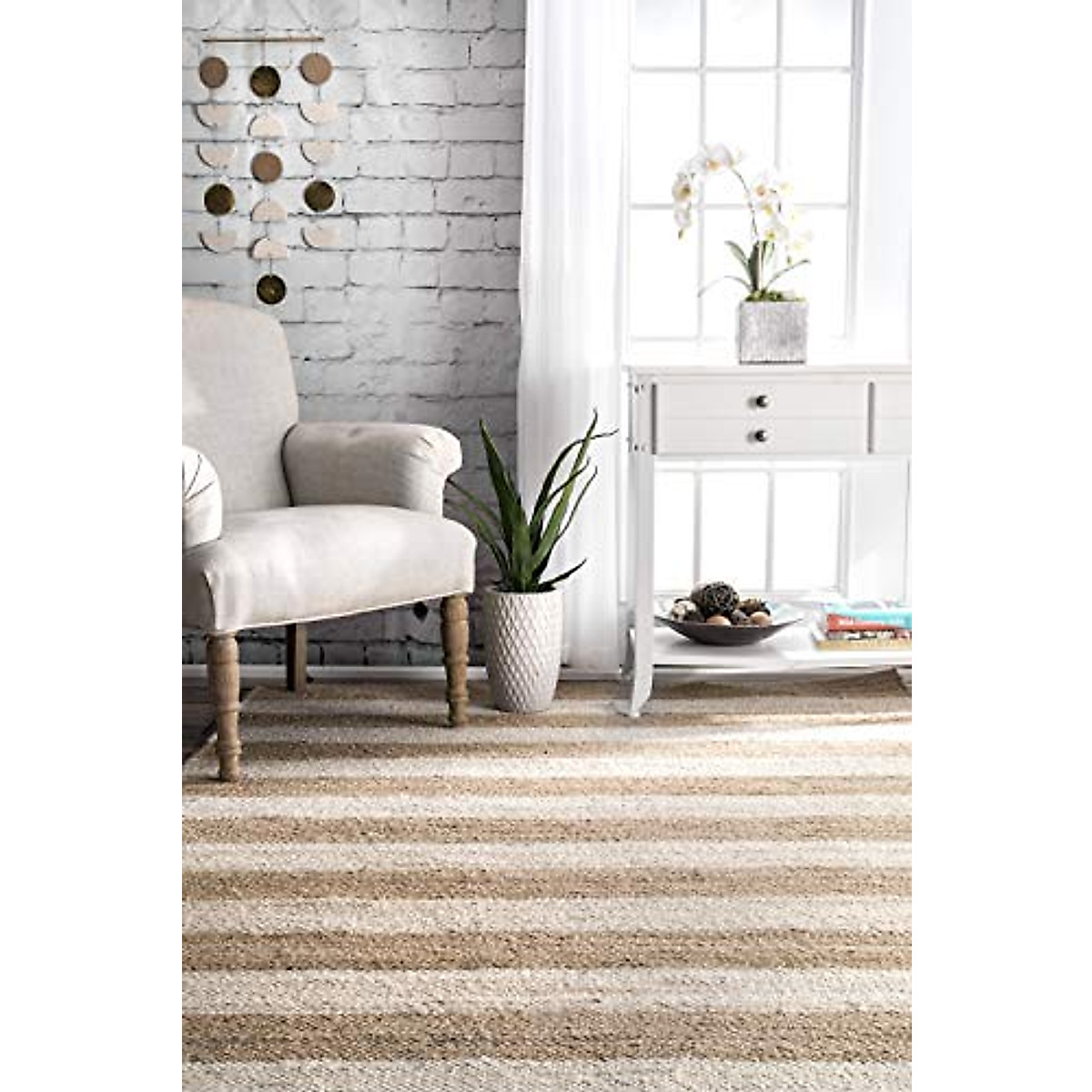 nuLOOM Alisia Flatweave Stripes Jute Runner Rug, 2' 6" x 6', Off-white