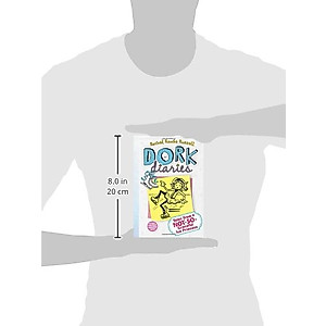 Tales from a Not-So-Graceful Ice Princess (Dork Diaries, No. 4)