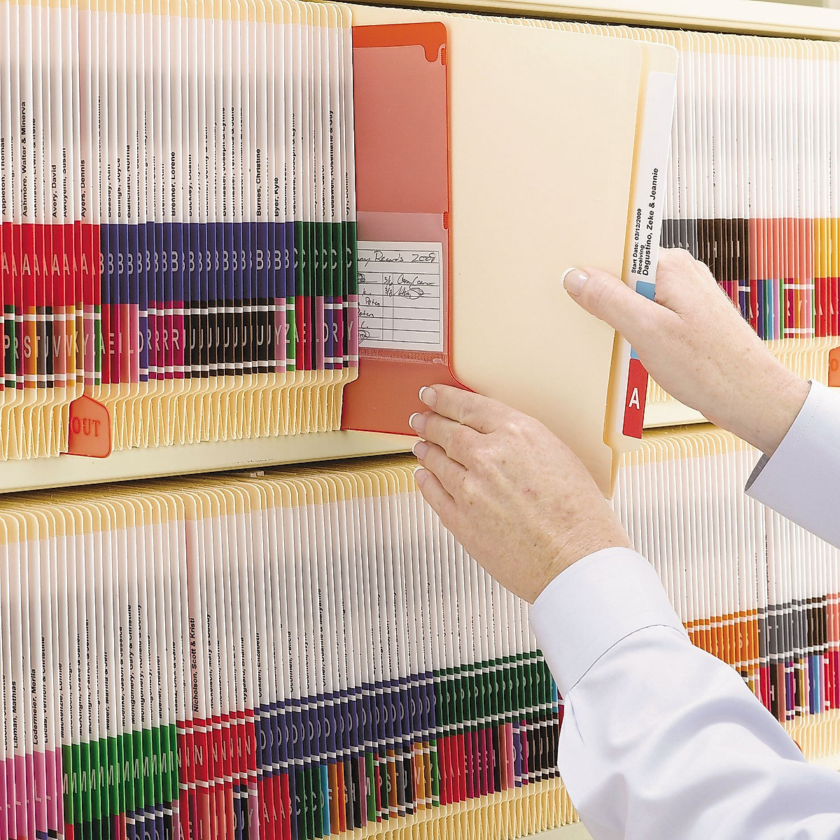 Smead End Tab File Folder, Shelf-Master Reinforced Straight-Cut Tab, Letter Size, Manila, 100 per Box (24109)