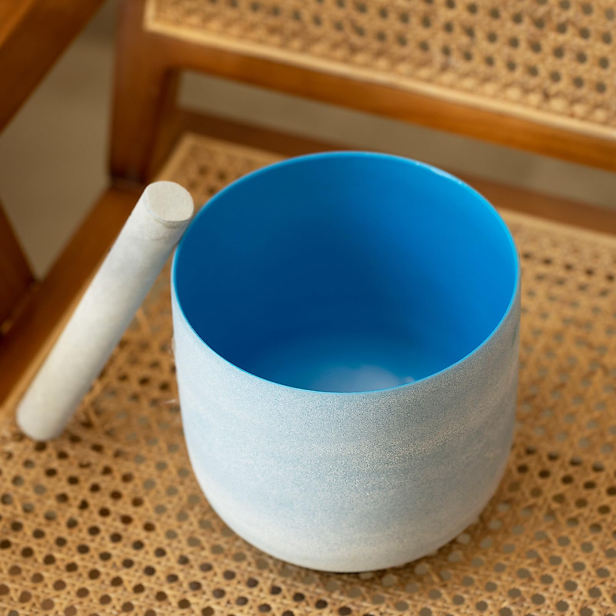 KVKA 432Hz G Note Throat Chakra Blue Color Frosted Quartz Crystal Singing Bowl 10 inch with Carrying Case for Sound Healing