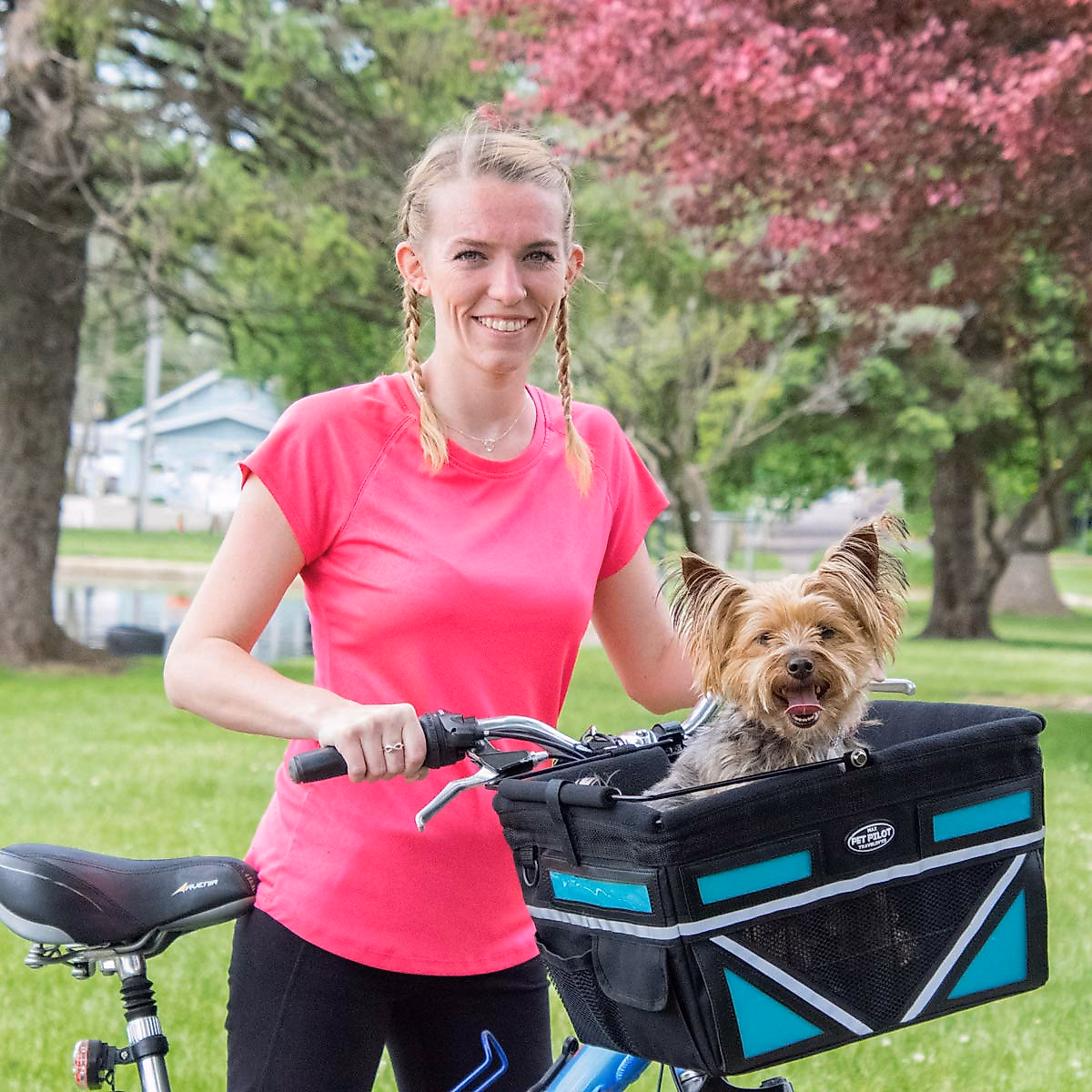 TRAVELIN K9 Pet-Pilot MAX Dog Bicycle Basket Carrier | 8 Color Options for Your Bike (Silver/Grey)