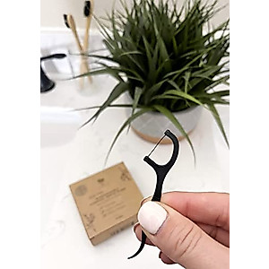 Me Mother Earth Vegan Dental Floss Picks (200 Count) – Natural | Sustainable | Eco Friendly | Charcoal Dental Flossers for a Zero Waste Oral Care
