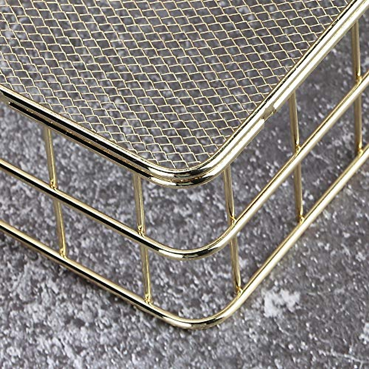 Wire Mesh Basket, Golden Desktop Metal Storage Basket Iron Grid Storage Tray Net Basket Storage Bins for Home Cosmetic Stationery (17x12x6cm)