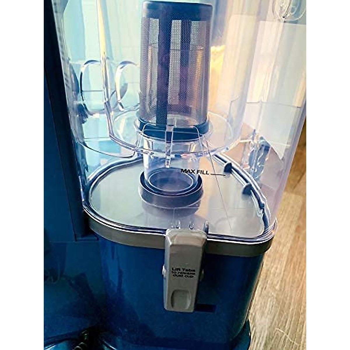 Shark Navigator Lift Away Vacuum Cleaner Blue (Renewed)