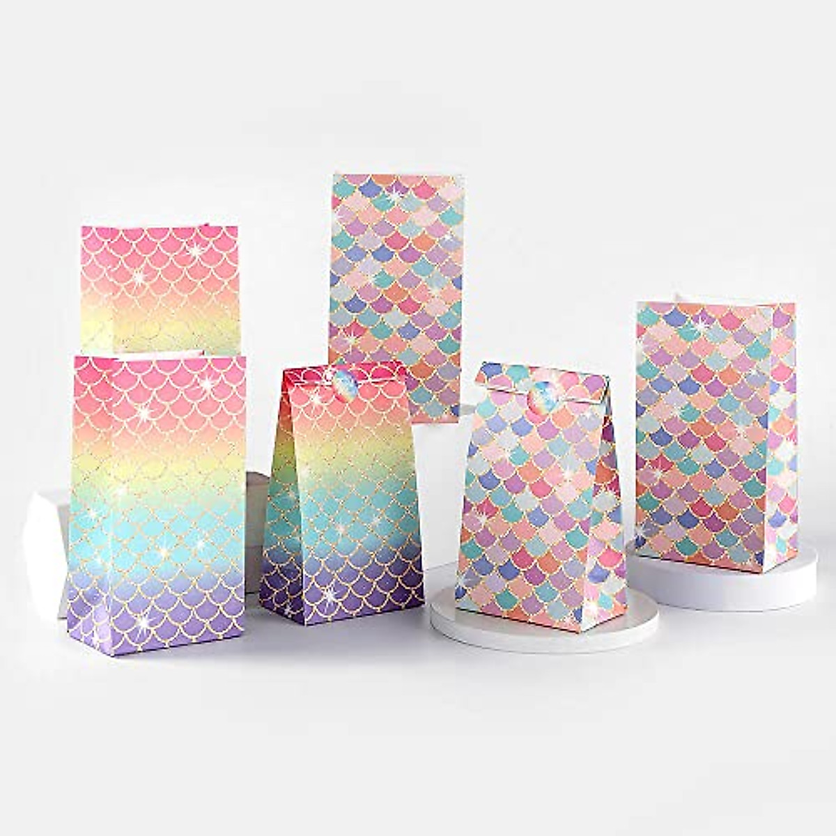 RELYRUNK Tie Dye Paper Treat Kids Party Favors Goodie Small Mini Bags, Christmas Halloween Goody Candy Gift Bags For Kids Birthday 30 Pcs