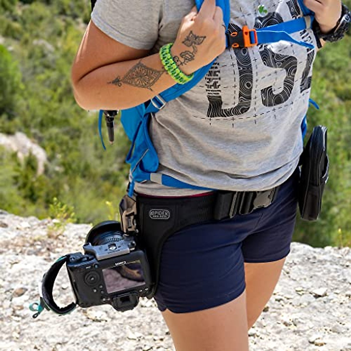 Spider Holster – SpiderPro DSLR Single Camera System v2 for Carrying ONE Professional Camera and Heavy Gear Featuring Belt with Built-In Self-Locking Camera Holster for Secure Quick-Draw Camera Access