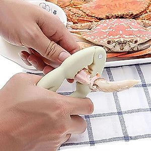 4-piece Crab Crackers and Seafood Tool, Lobster, Nut Cracker, Kitchen tool in different colours