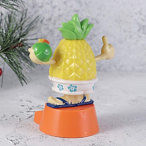 Solar Bobble Shaking Head Dancing Toy Pineapple Figure Statue Car Dash Board Ornaments for Car Vehicle Decoration