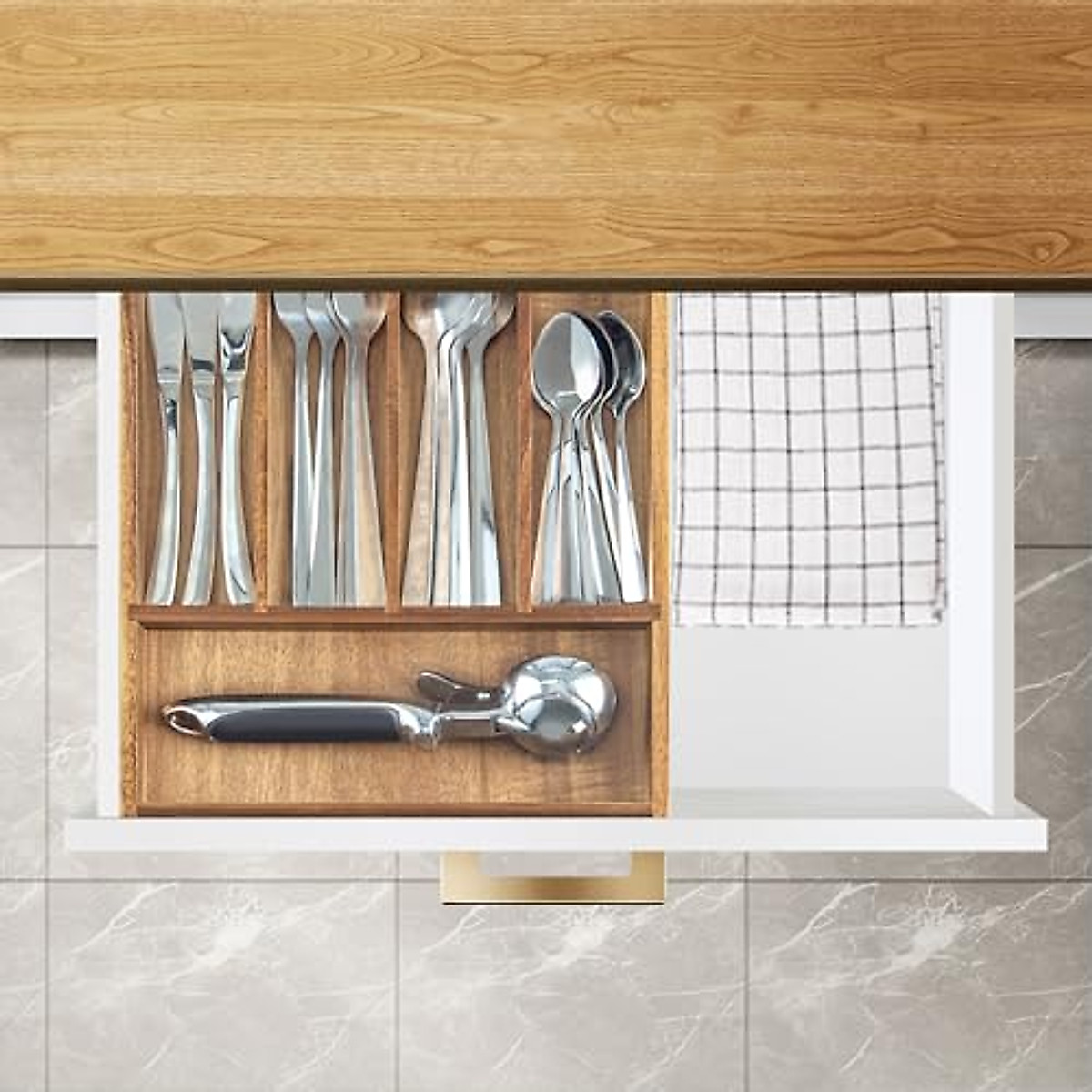 KITEISCAT Acacia Wood Silverware Organizer, Kitchen Utensil Drawer Organizer for Forks, Knives & Spoons, 5-Compartment Cutlery Tray, Flatware Holder