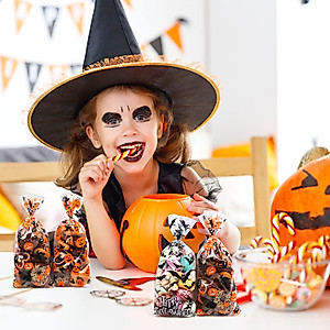 STEFORD Halloween Cellophane Bags,120PCS Halloween Clear Cellophane Candy Gift Treat Bags for Halloween Party Favors Supplies