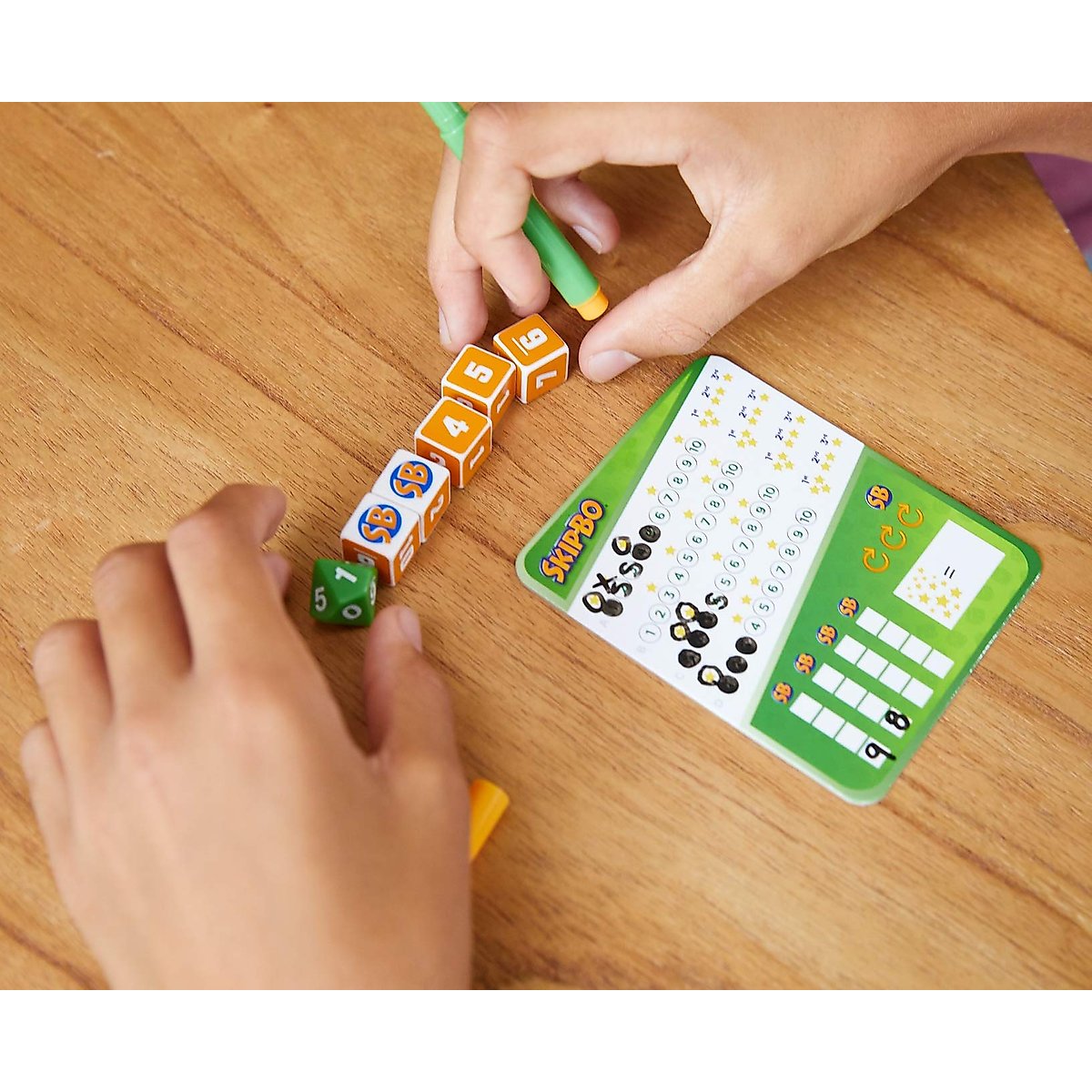 Mattel Games Skip-Bo Roll & Write Family Dice Game with Dry Erase Boards and Markers for 7 Years Old and Up, Multicolor