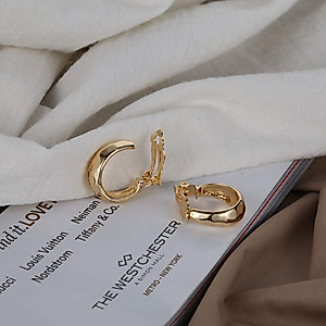 LILIE&WHITE Gold Clip on Hoop Earrings For Women Fashion Clip on Earrings For Women Chunky Hoop Earrings No Piercing Fake Earrings Costume Jewelry