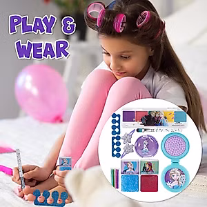 Disney Frozen - Townley Girl Fashion Chain Bag with Peel- Off Nail Polish, Eyeshadow, Hair Accessories, Hair Brush and More, with Rainbow Chain for Girls, Ages 3+