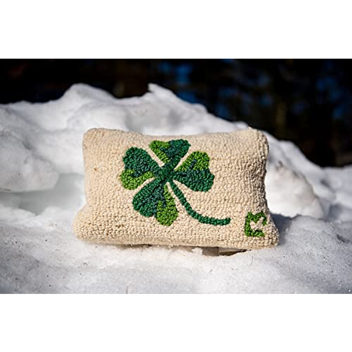 Chandler 4 Corners Artist-Designed Shamrock Hand-Hooked Wool Decorative Throw Pillow (8” x 12”)