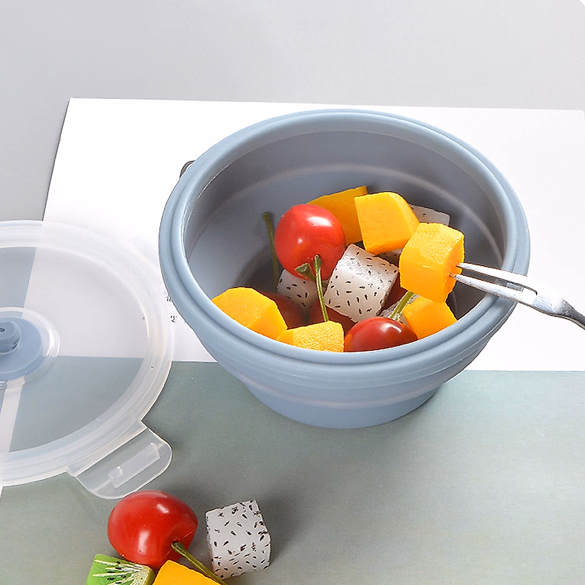 BESUNTEK Collapsible Bowls, Silicone Food Storage Containers with Lids, Set of 4 350/550/800/1200ml Silicone Lunch Containers Leftover Food Containers Leak-Proof Airtight Microwave & Dishwasher Safe