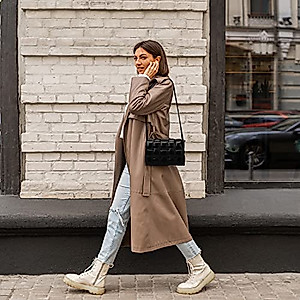 ZooLLyn Woven Padded Cassette Crossbody Trend Shoulder Bag for Women Clutch Bag Square Purse Hand Bag Black