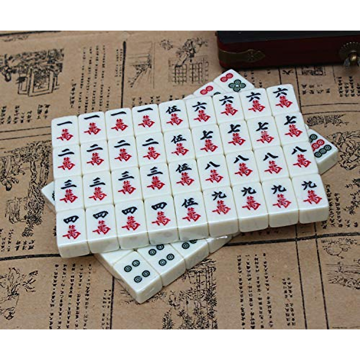 Florauspicious Chinese Mahjong Set, Traditional Majong Sets Chinese with 146PCS 0.87" x 0.59" x 0.47" Mini Mahjong Tiles, 2PCS Dot Dice & 6.7” Wooden Carry Case for Travel, Family Gathering, Party