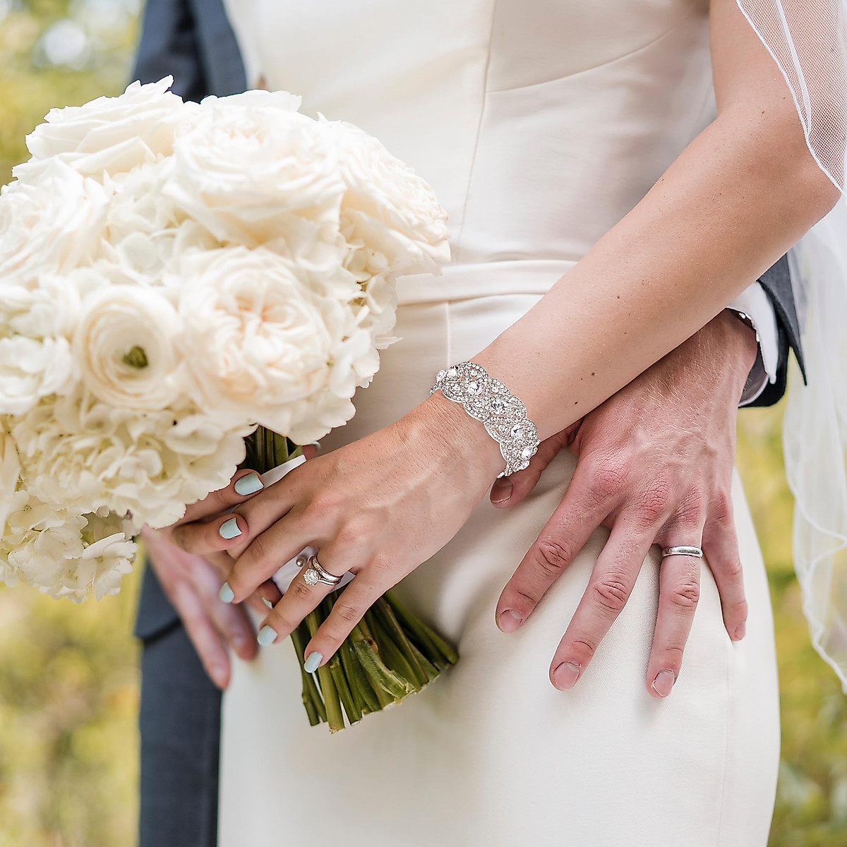 EVER FAITH Austrian Crystal Costume Jewelry Art Deco Elastic Stretch Bracelet Clear Silver-Tone