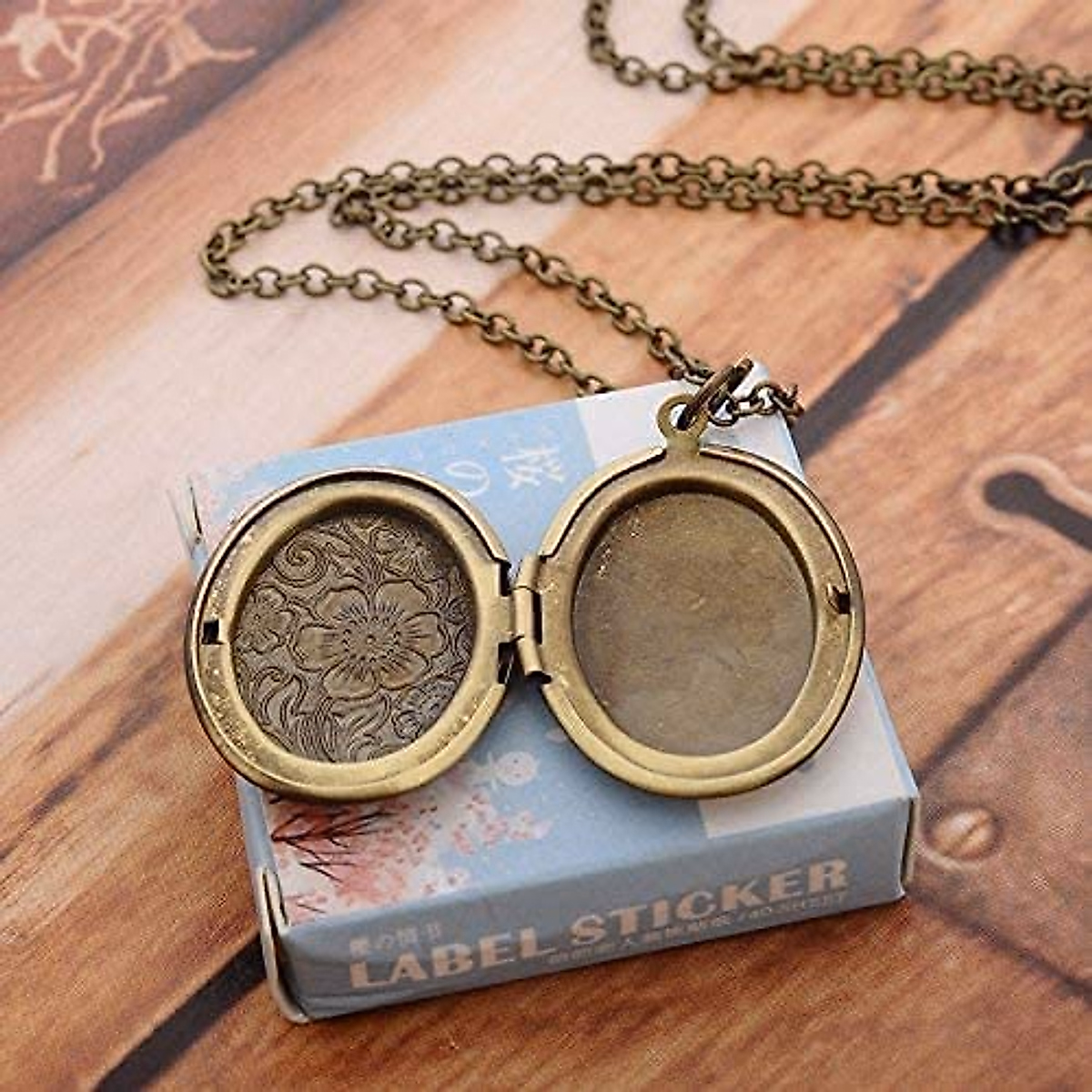 LRESJJIUJ Vintage Engraved Flower Locket Picture Pendant Necklace for Women