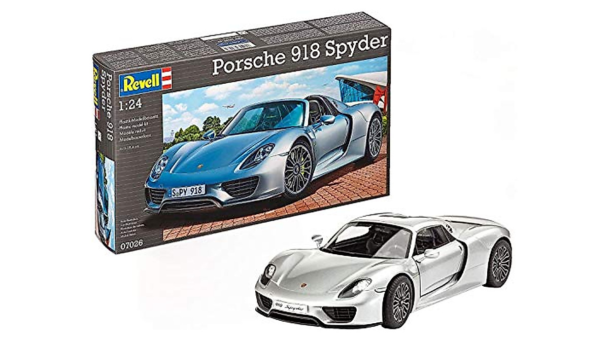 Revell Porsche 918 Spyder Model Kit - 1:24 Scale