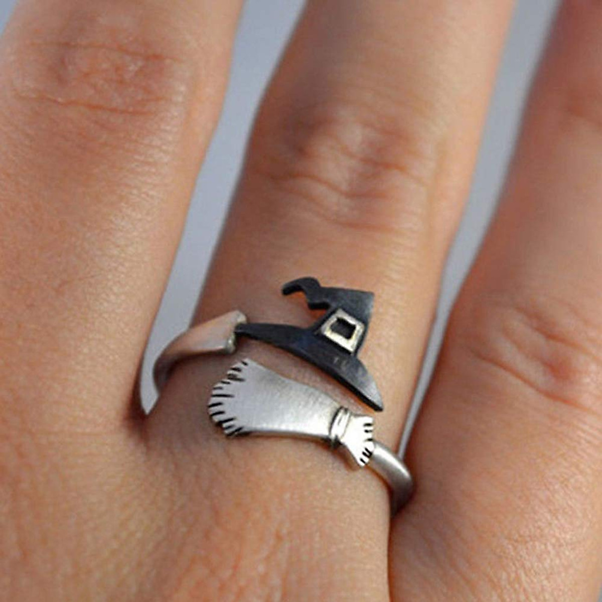 shiYsRL Exquisite Jewelry Ring Love Rings Cute Women Halloween Witch Hat Broom Open Finger Ring Adjustable Jewelry Gift Wedding Band Best Gifts for Love with Valentine's Day - Silver US 10