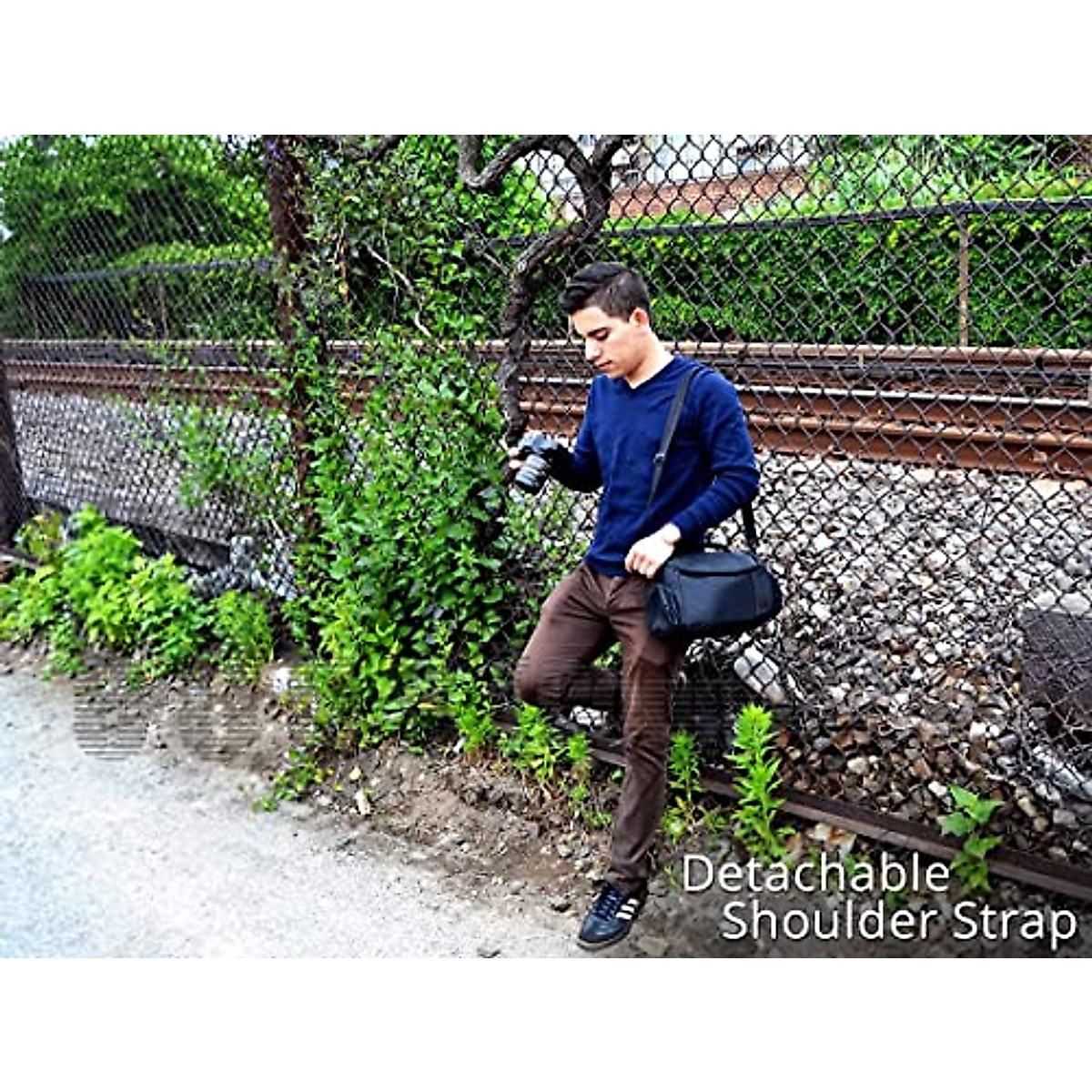 Deluxe Large Digital Camera / Video Padded Carrying Bag / Case for Nikon, Sony, Pentax, Olympus Panasonic, Samsung, and Canon DSLR Cameras & eCostConnection Microfiber Cloth