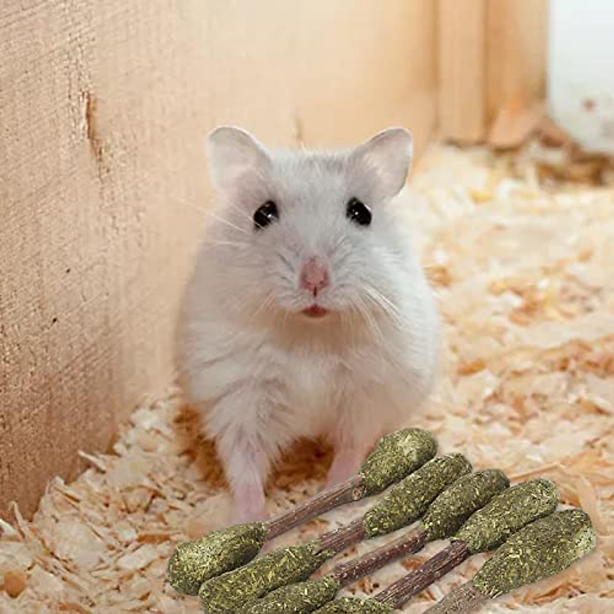 AYNEFY Hamster Chew Sticks,5Pcs Rabbit Chew Sticks Teeth Grinding Alfalfa Grass Ball Hamster Chew Toy for Rabbits Guinea Pig Chinchillas Hamster