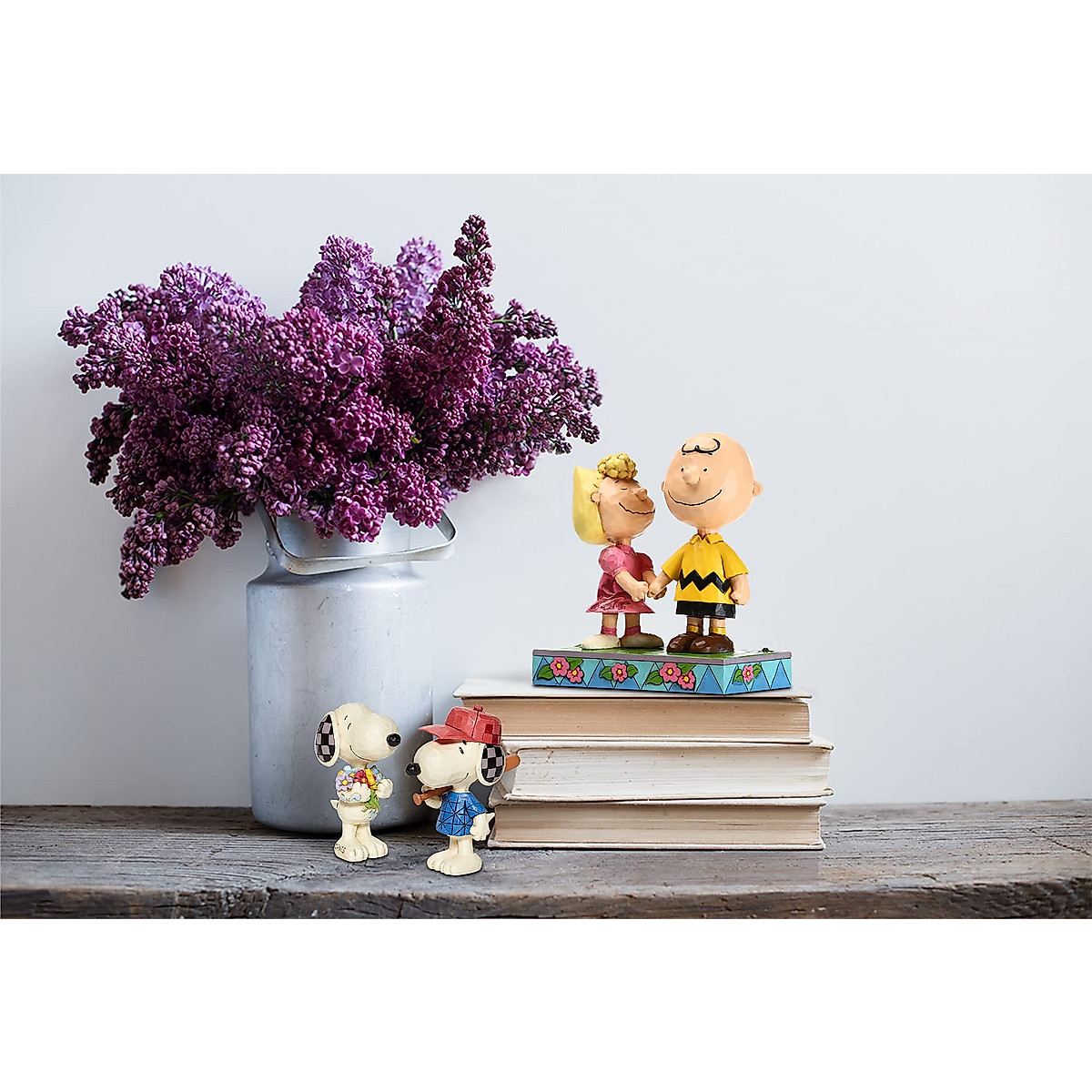 Enesco Peanuts by Jim Shore Snoopy Holding Spring Flowers Miniature Figurine, 3 Inch, Multicolor White