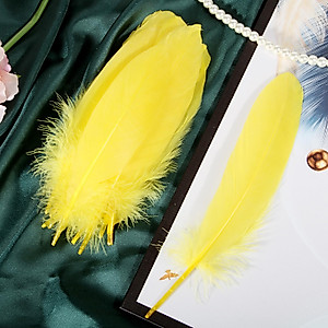 THARAHT 120pcs Yellow Goose Feathers Natural Bulk 6-8 inch 15-20cm for Crafts DIY Cosplay Wedding Party Halloween Decoration Goose Nagoire Feathers