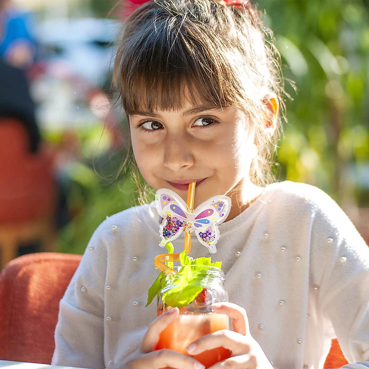 AFZMON Butterfly Drinking Straws 24 PCS Butterfly Party Favors with 2 Cleaning Brush Birthday Party Supplies Long Plastic Straw Girls Party Decorations