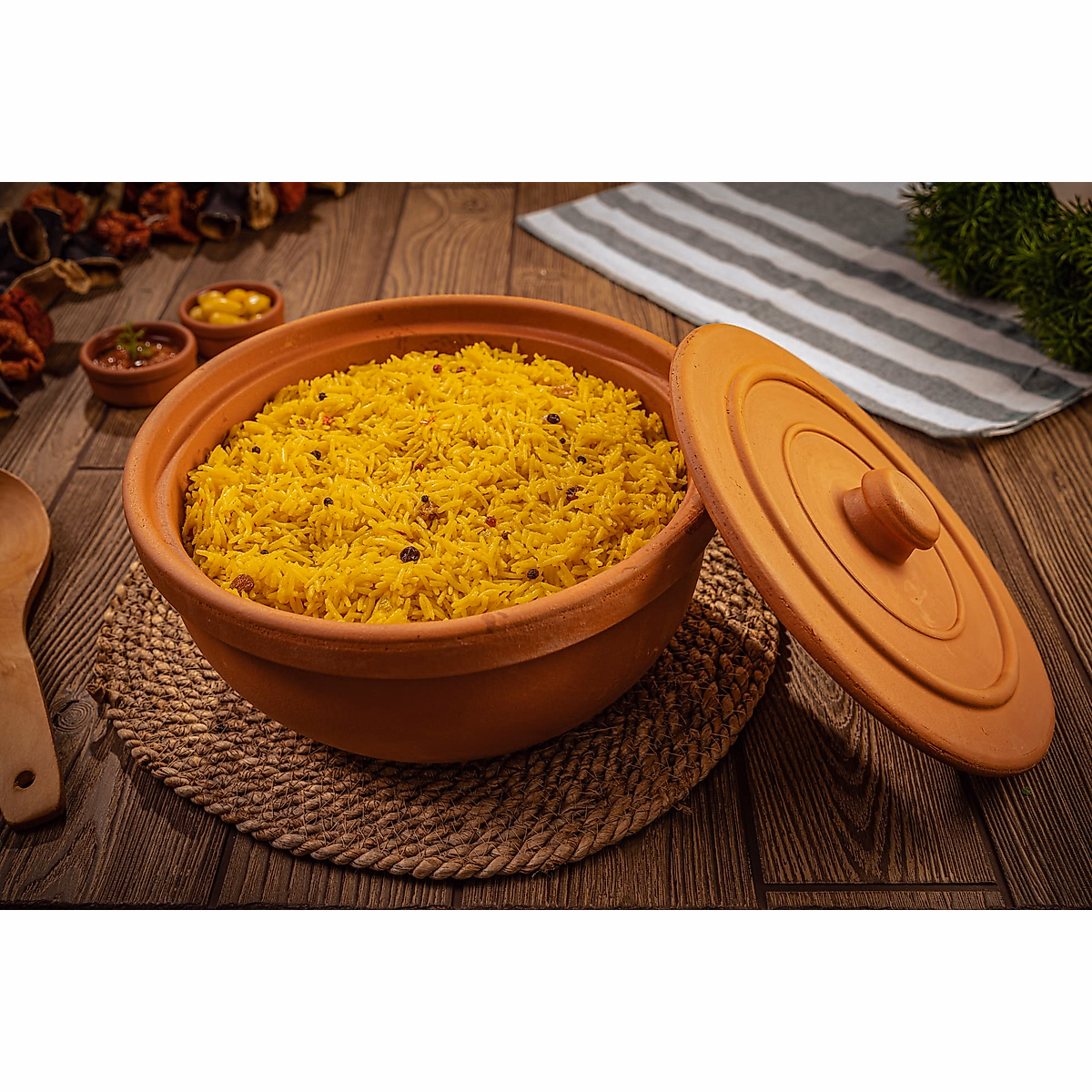 Luksyol Clay Pot For Cooking, Large Pot, Big Pots For Cooking, Handmade Cookware, Cooking Pot, Terracotta Pot, Terracotta Casserole, Unglazed Clay Pots For Cooking, Dutch Oven Pot With Lid 11.8 Inches