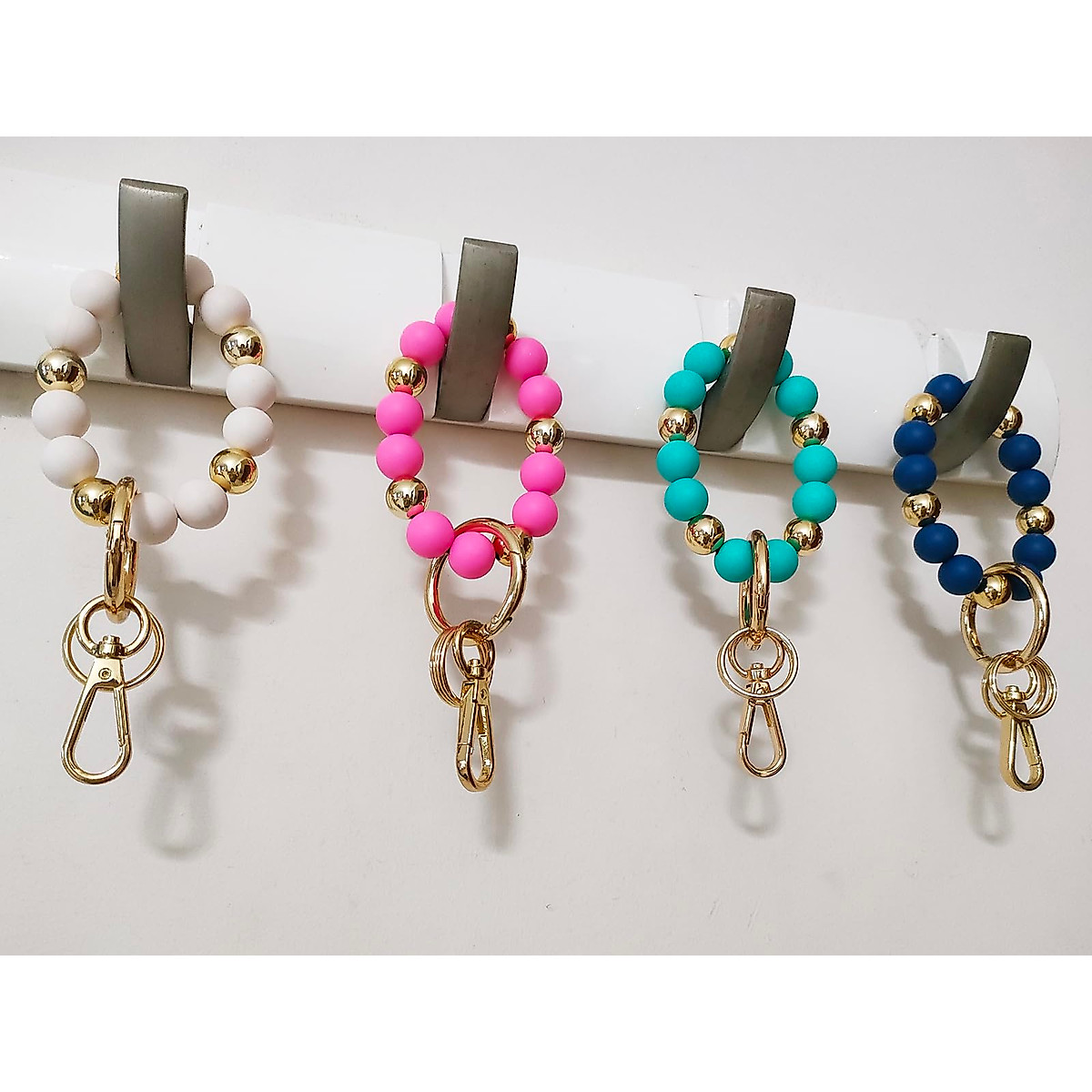 Junyuerly Wristlet Keychain Silicone Beaded Key Ring Bracelet for Women Elastic Bangle Key Chain Holder (Gold bead + white bead)