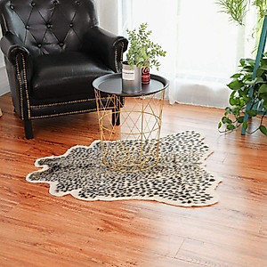 Leopard Print Area Rug - Faux Fur Non-Slip Cheetah Rug Small Accent Distressed Animal Print Hide Rugs Floor Carpet for Door Mat Entryway Bedrooms Laundry Room Decor (3.3x2.95Ft, Leopard)