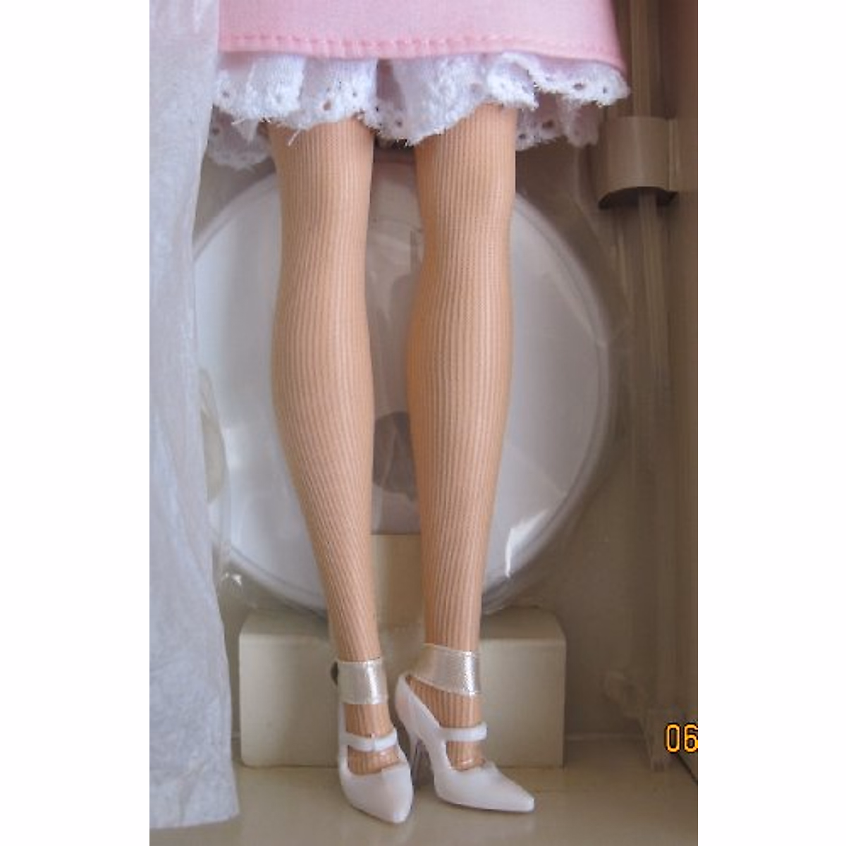 Barbie Fashion Model Collection (BMFC) - The Waitress Barbie Doll