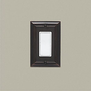 Amazon Basics Single Gang Light Switch Outlet Wall Plate, Oil Rubbed Bronze, 3-Pack