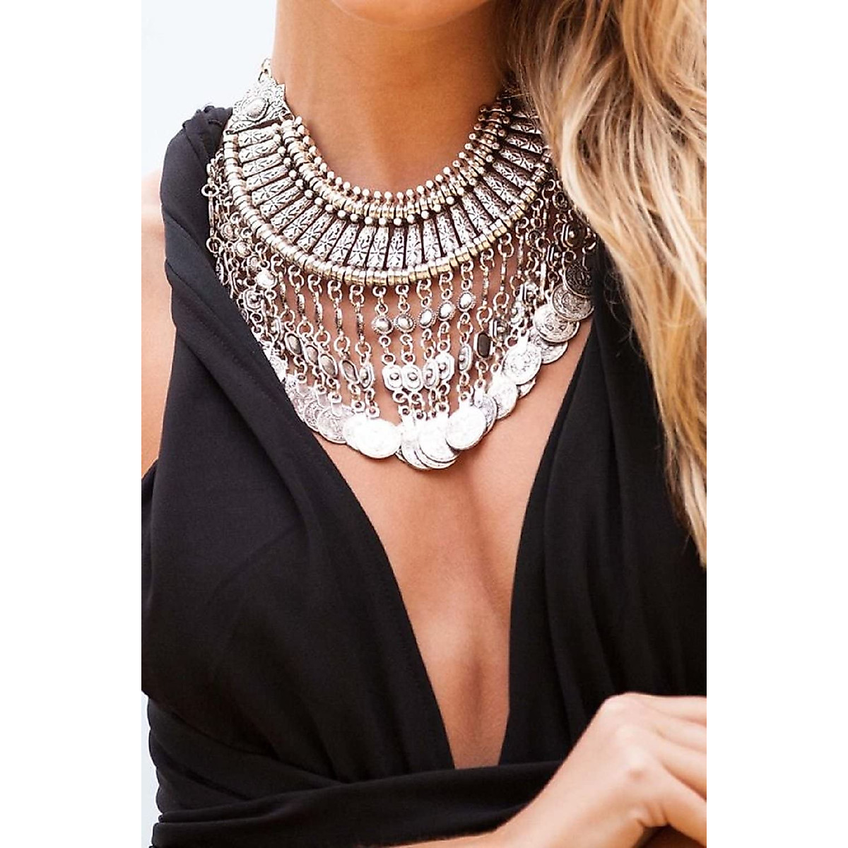 MJartoria Statement Necklace for Women, Boho Collar Choker Coin Tassel Ethnic Gypsy Chunky Necklace Antique Silver Color Bib Festival Halloween Carnival Jewelry Fitout Costume