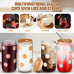 meekoo 4 Pieces Christmas Daisy Glass Cup with Bamboo Lids and Straws 16 oz Beer Can Shaped Drinking Glass Cup Cute Flower Iced Coffee Cup Aesthetic Soda Soft Tumbler for Xmas Party Women Friend Gift
